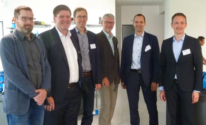 Ein Meilenstein: Gründungsversammlung - WirtschaftsPortalOst (WPO)